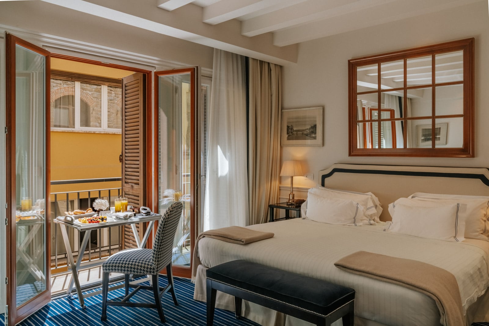 entry level hotel room